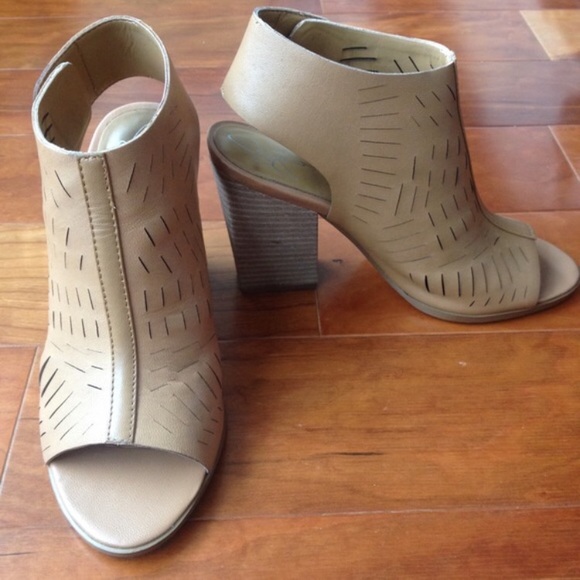 Report Signature | Shoes | Report Signature Tan Laser Cut Chunky Heel ...